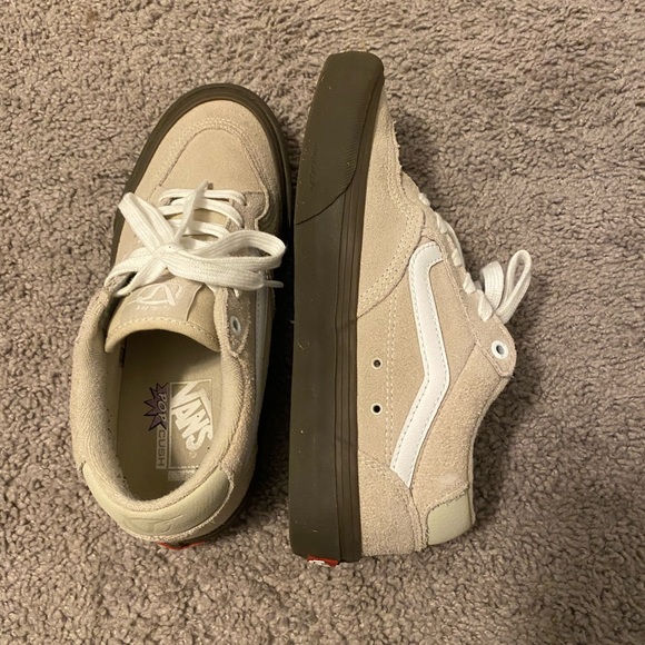Vans | Shoes | Neutral Rowan Vans | Poshmark